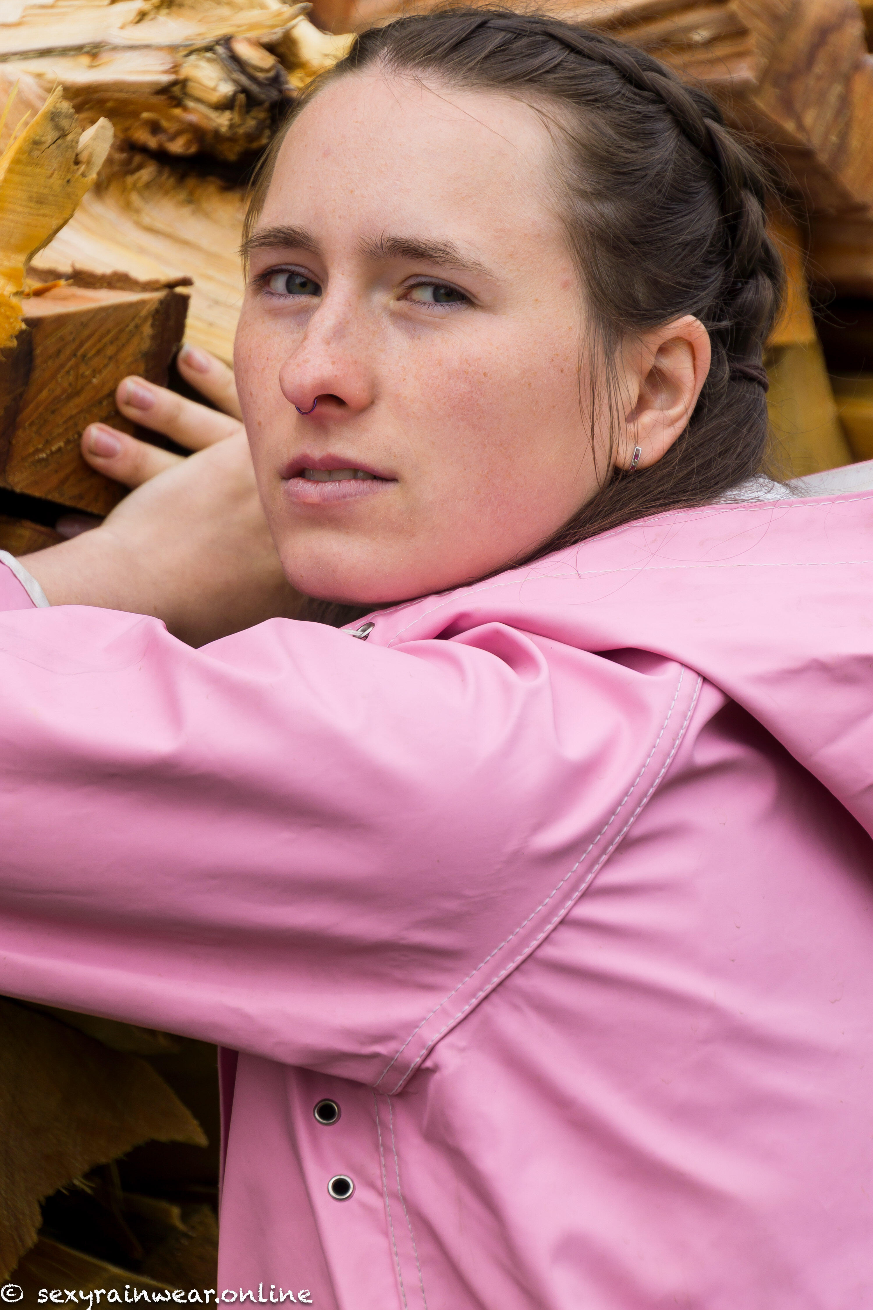 SEXYRAINWEAR.online | Pink white special Friesennerz