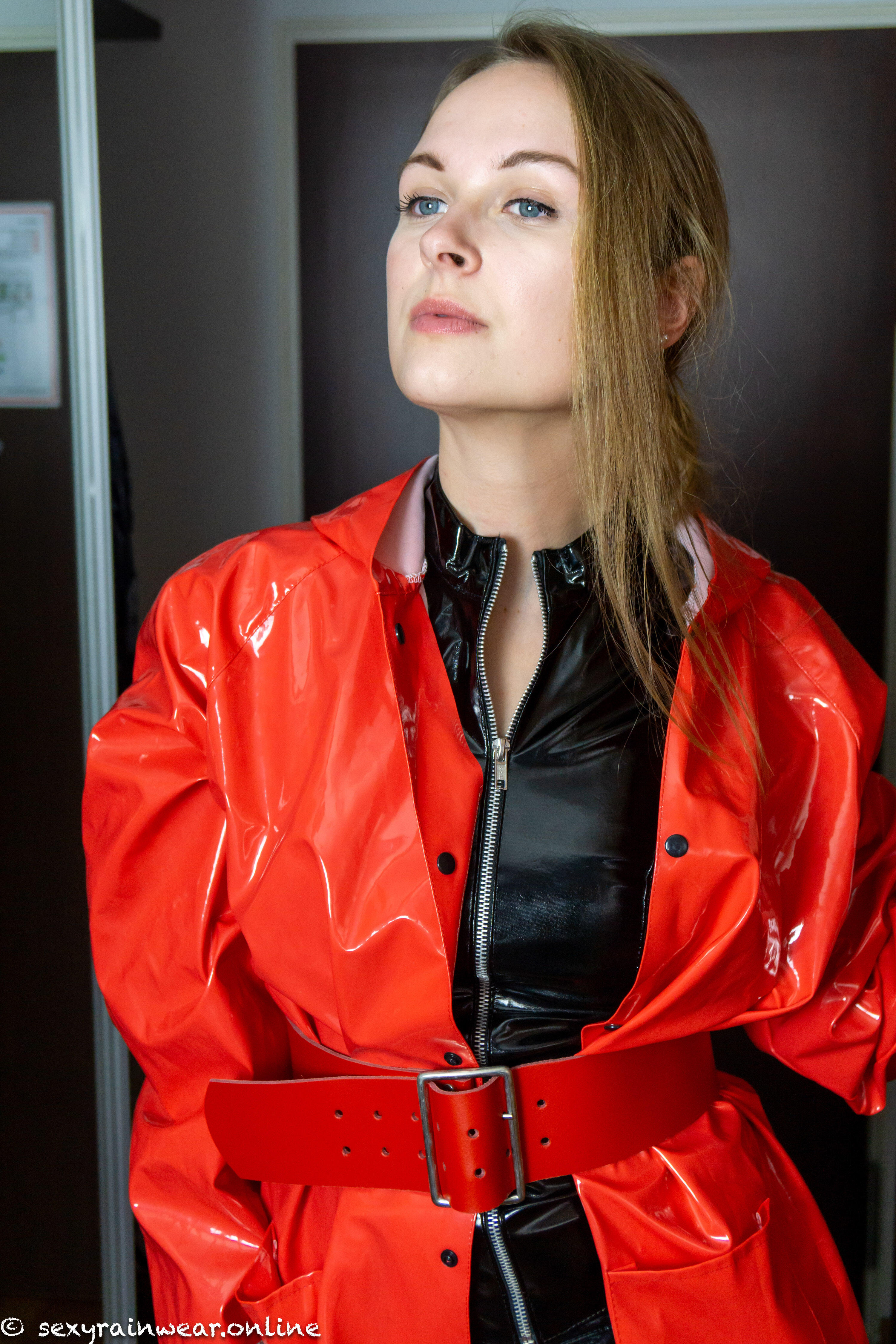 SEXYRAINWEAR.online | The joys of double fetishism - part 2